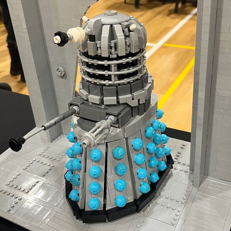 Brixpo 2023 High Five – HarrisBricks