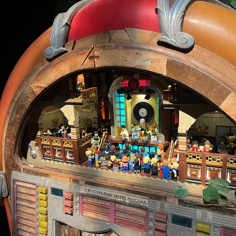 Relics: A New World Rises – HarrisBricks