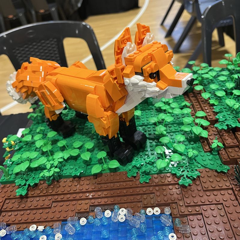 Brixpo 2024 High Five – HarrisBricks